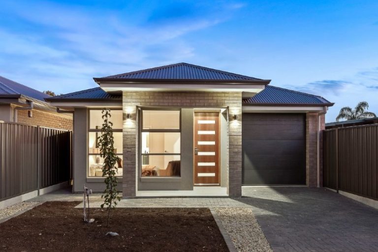 Designing A Home For A Narrow Block - Lofty Building Group